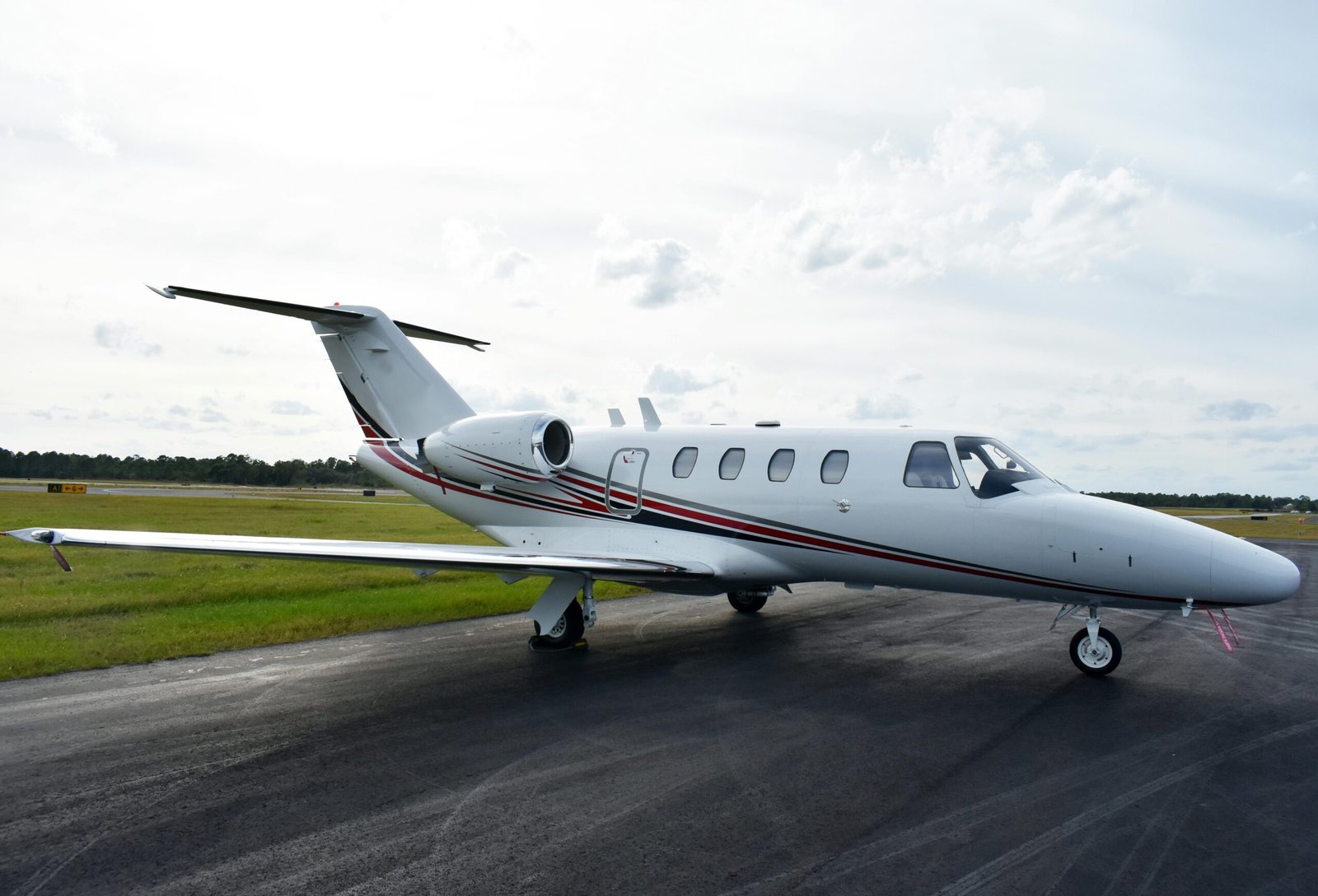 History and Rise of Private Jets - jetfounder.com
